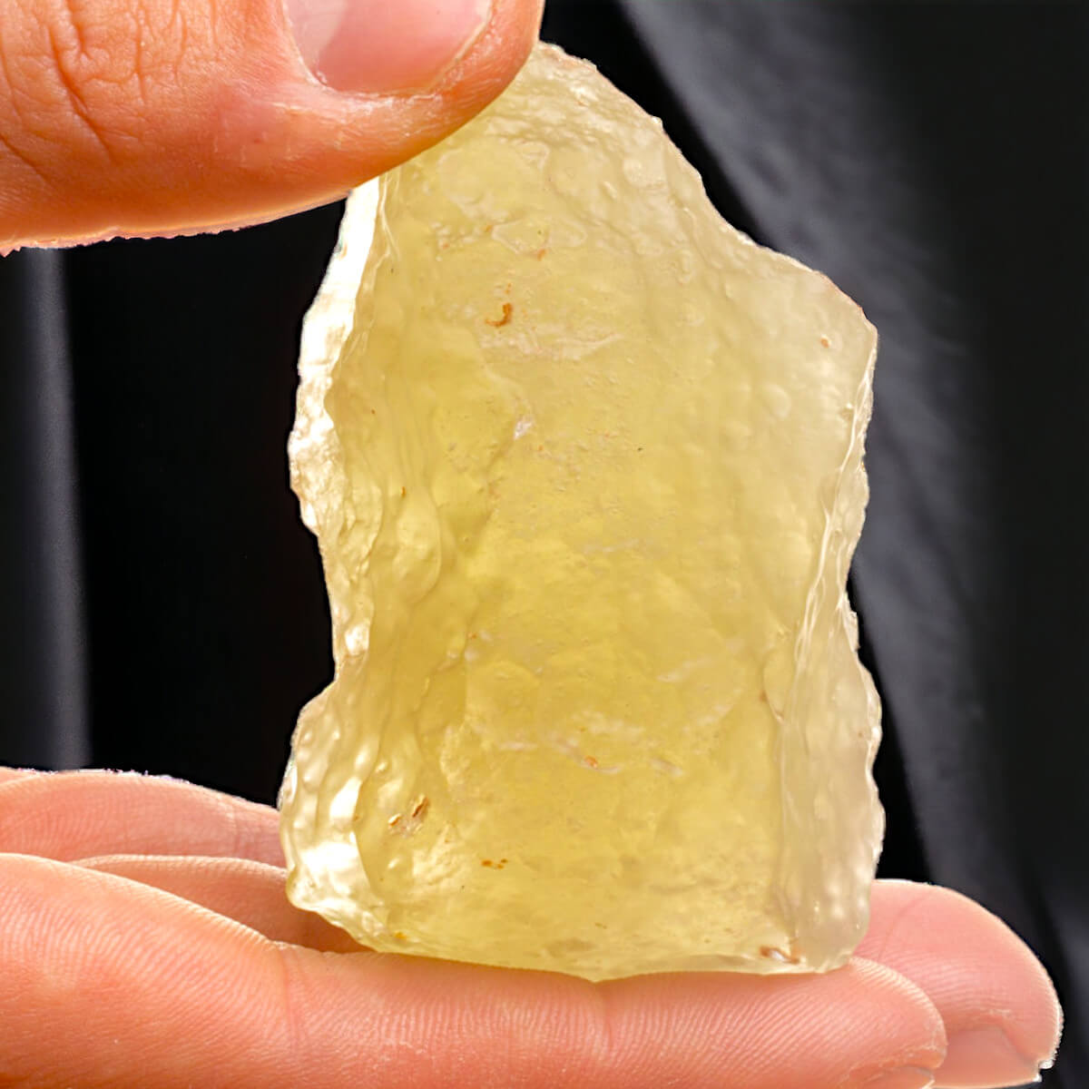 Verre du Désert Libyen - Pièce de Collection. - DLG-02